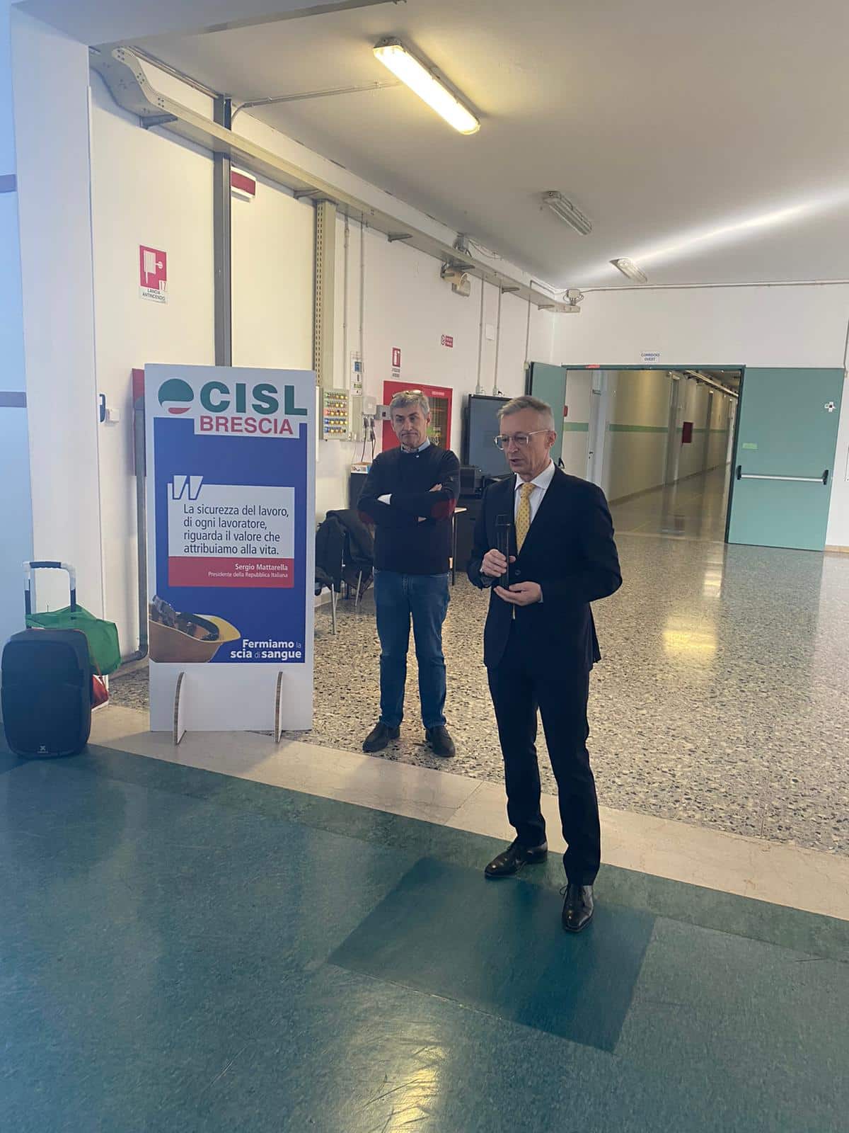 All'ITIS "Castelli" l'installazione "IO ERO - Memorie di vite spezzate ...